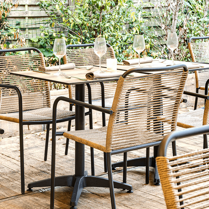 Choisir des meubles pour un café-restaurant | Guides d’achat Matelpro.com